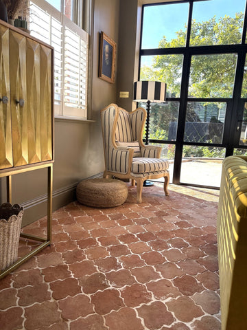 Saint Martin Pale Terracotta Arabesque Tiles 21 x 20 x 2cm – Baked Earth