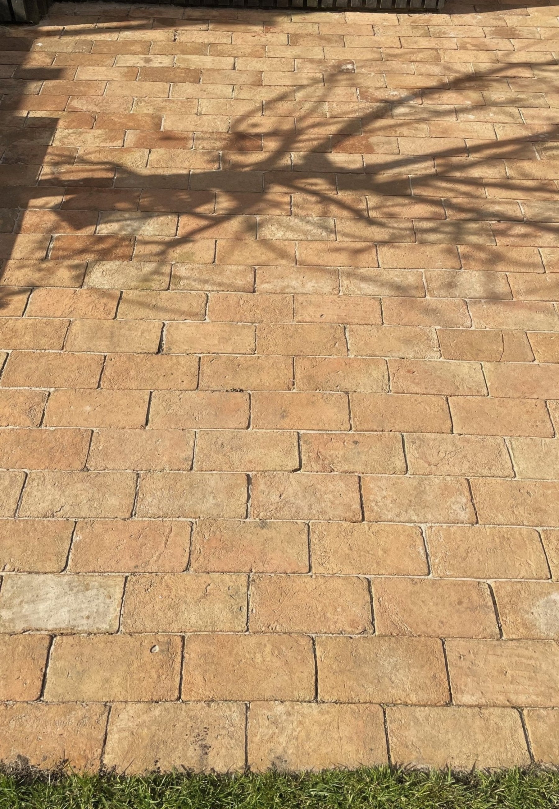 Saint Martin Pale Terracotta Brick Tiles 12 x 24 x 2cm – Baked Earth