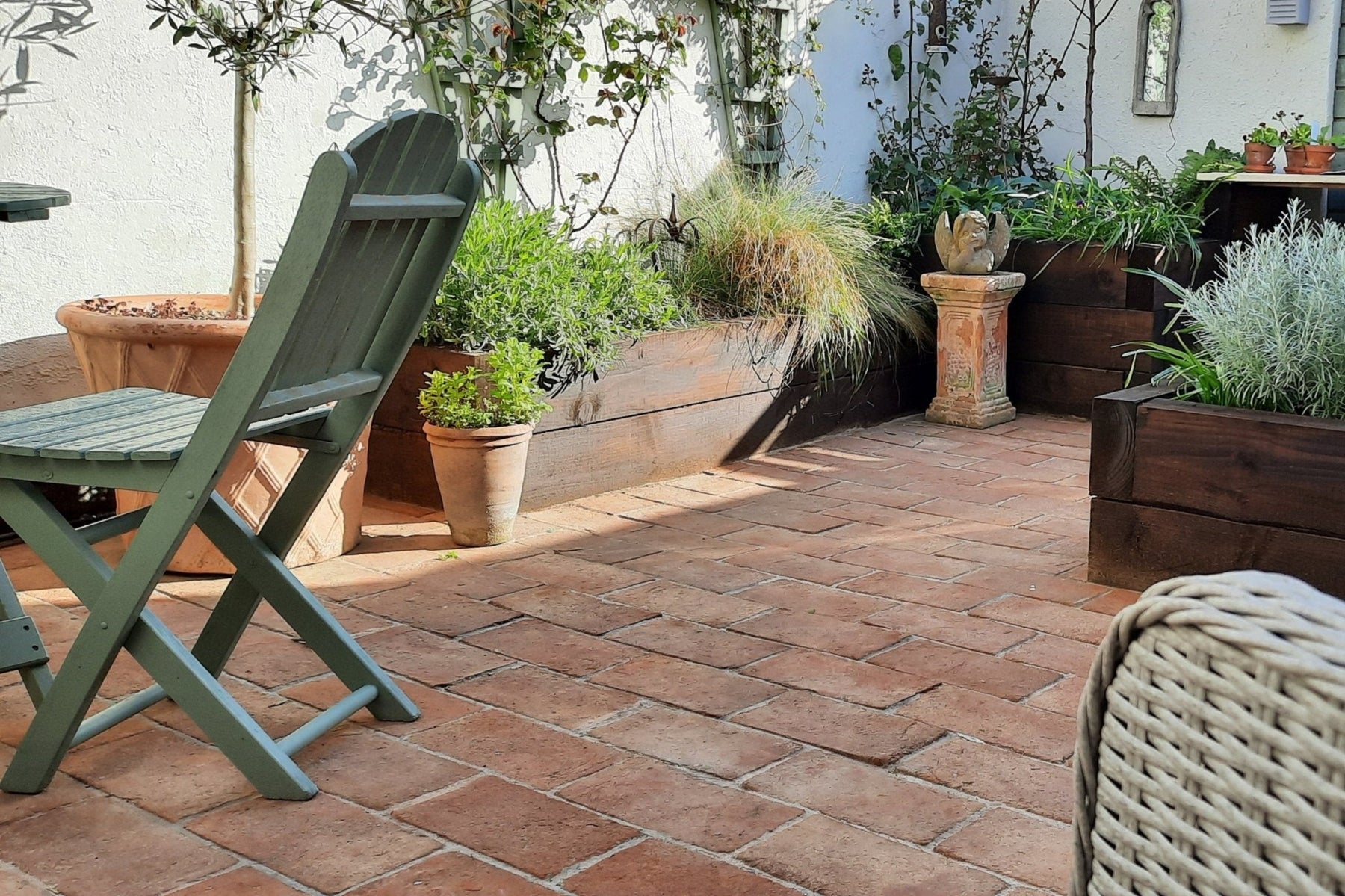 Saint Martin Pale Terracotta Rectangular Tiles 15 x 30 x 2cm – Baked Earth