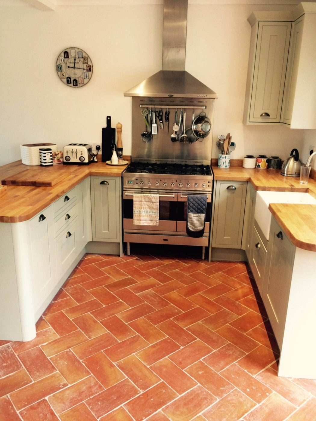 Rustic Presealed Rectangular Terracotta Tiles 15 x 30 x 2cm – Baked Earth